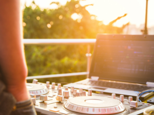 Dads & Grads: LTO Ideas for Restaurants | Affinity Group